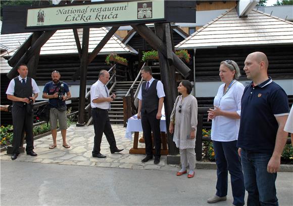 Ministarstvo turizma i sporta Republike Hrvatske - Renovated Lička Kuća ...