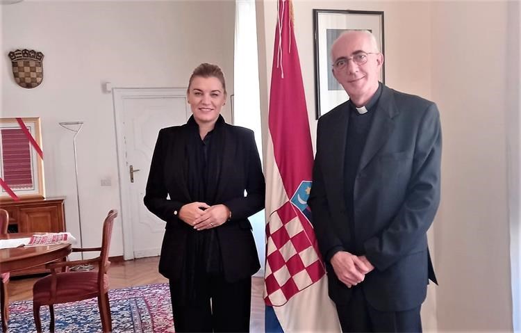 Ministarstvo turizma i sporta Republike Hrvatske - Brnjac: Vjerski ...